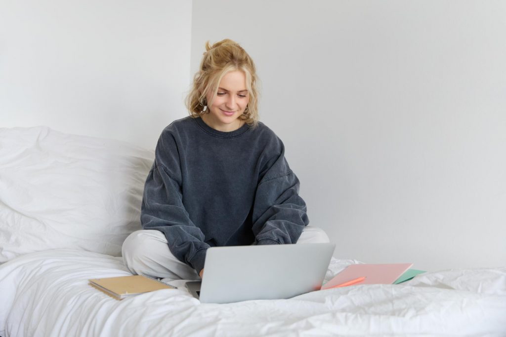 Develop Digital Identity and Wellbeing - Queen's DigiHub